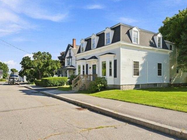 house with 5 bedroom, Saco ME ES105094638