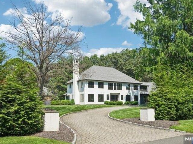 house with 5 bedroom, Saddle River NJ ES104441486