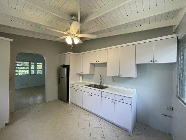 house with 5 bedroom, Saint Thomas MO ES105041815