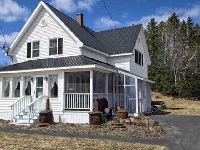 house with 5 bedroom, Saint Francis ME DS102317361