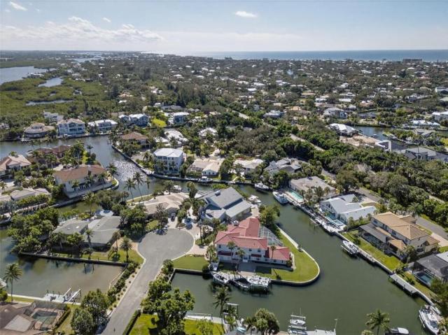 house with 5 bedroom, Sarasota FL DS102395285