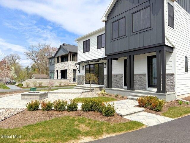 house with 5 bedroom, Saratoga Springs NY ES103627133