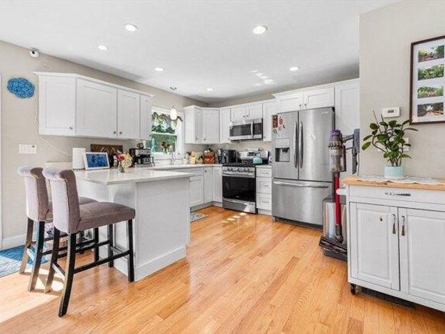 house with 5 bedroom, Saugus MA ES103099891