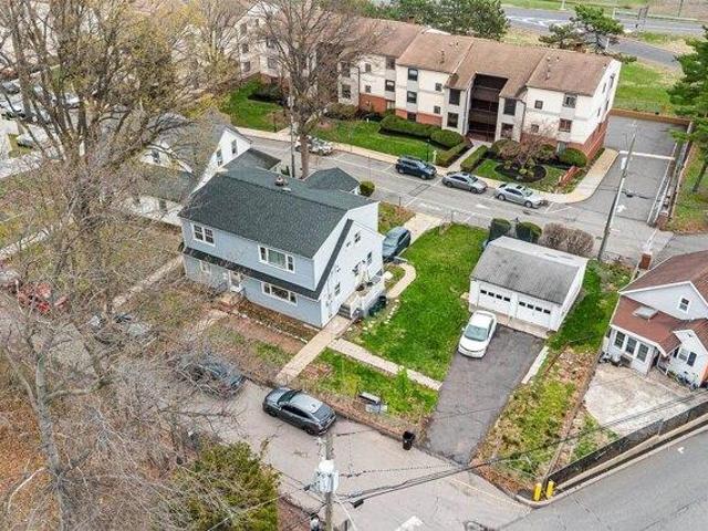 house with 5 bedroom, Secaucus NJ DLS101746565