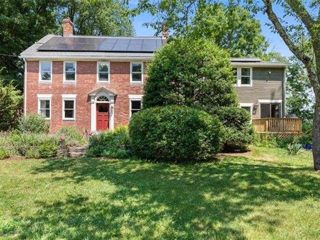 house with 5 bedroom, Seekonk MA DS103970161