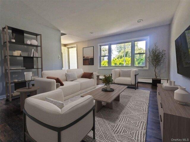 house with 5 bedroom, Selden NY DS103587835