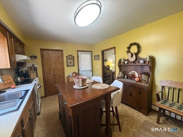 house with 5 bedroom, Seymour CT ES104236489
