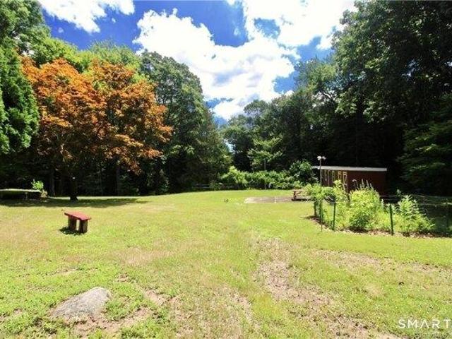 house with 5 bedroom, Seymour CT ES105122591