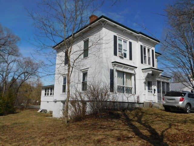 house with 5 bedroom, Skowhegan ME ES104849708