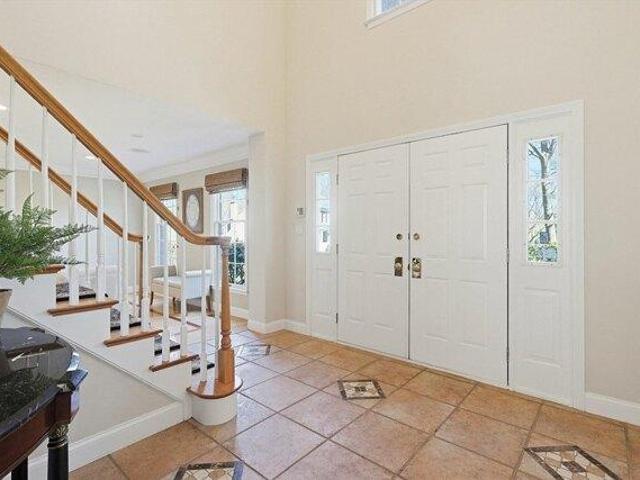 house with 5 bedroom, Sharon MA ES103666044