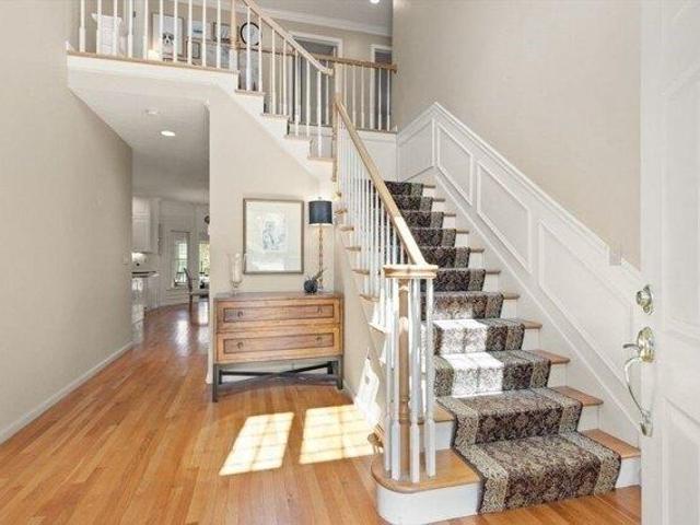 house with 5 bedroom, Sharon MA ES103127992