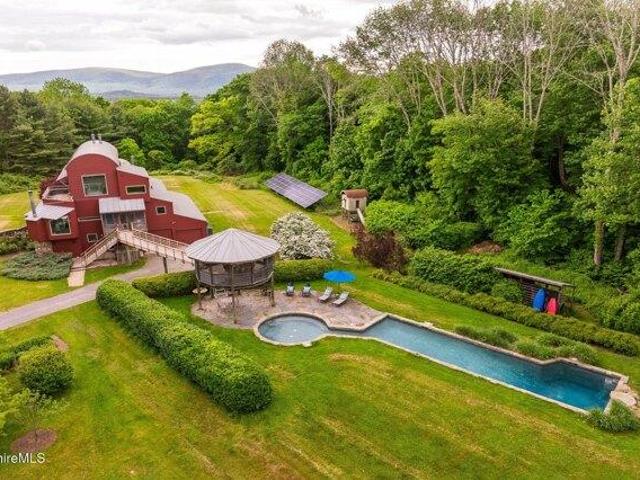 house with 5 bedroom, Sheffield MA ES105106180