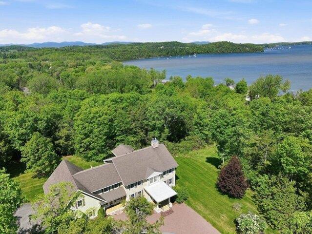 house with 5 bedroom, Shelburne VT ES103932644