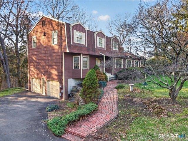 house with 5 bedroom, Shelton CT DS102727571