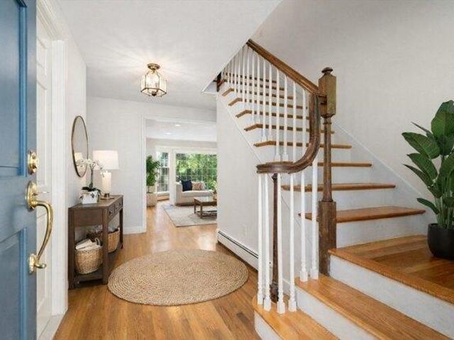 house with 5 bedroom, Sherborn MA ES102823768