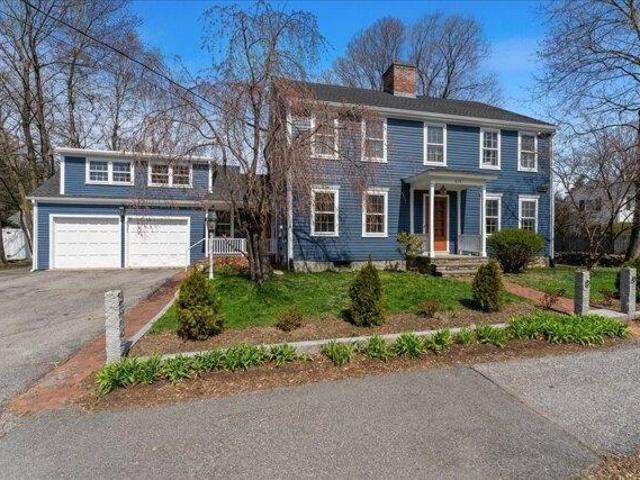 house with 5 bedroom, Shrewsbury MA DLS102412898