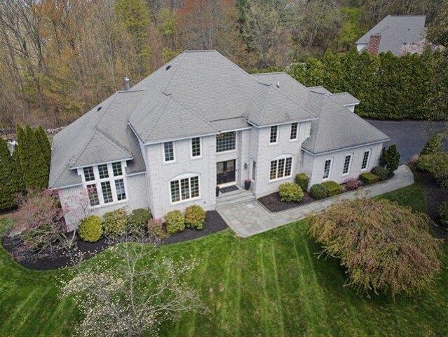 house with 5 bedroom, Shrewsbury MA DS103016954