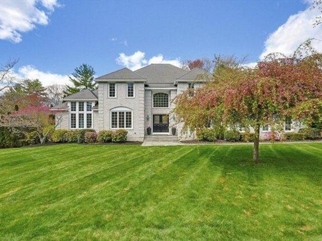 house with 5 bedroom, Shrewsbury MA ES103809770