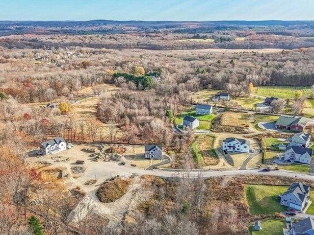 house with 5 bedroom, Shrewsbury MA ES103931516