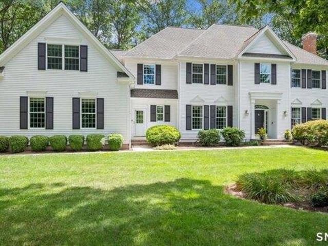 house with 5 bedroom, Simsbury CT DS102063825