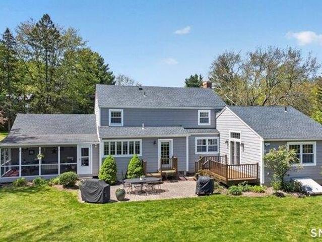 house with 5 bedroom, Simsbury CT DS102777996
