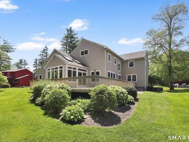 house with 5 bedroom, Simsbury CT ES103439412