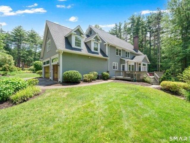 house with 5 bedroom, Simsbury CT ES104922350