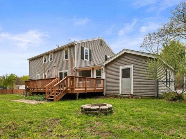 house with 5 bedroom, Somersworth NH DS102564585