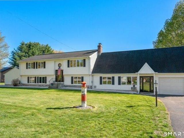 house with 5 bedroom, Somers CT DLS103073365