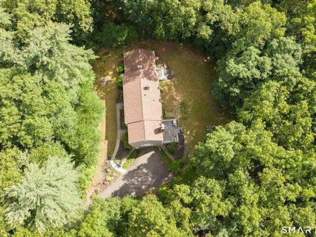 house with 5 bedroom, Somers CT ES104409112