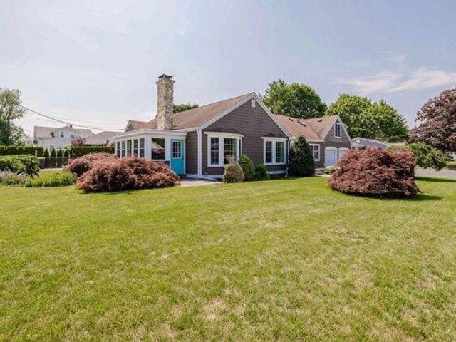 house with 5 bedroom, Somerset MA DS103932772