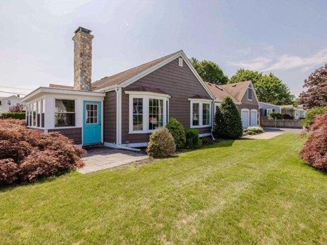 house with 5 bedroom, Somerset MA ES104810843