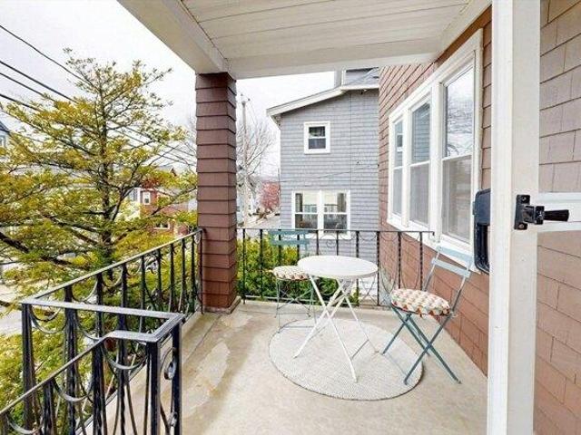house with 5 bedroom, Somerville MA DS104441690