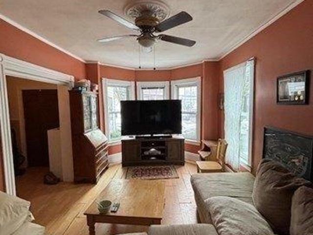 house with 5 bedroom, Somerville MA DS102777104
