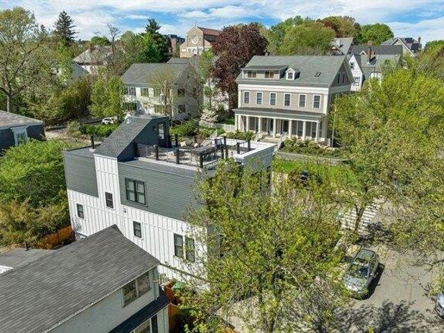 house with 5 bedroom, Somerville MA ES104920024