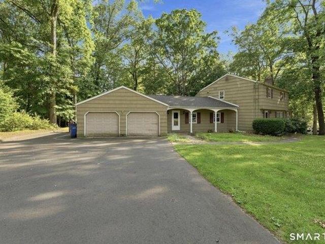house with 5 bedroom, South Windsor CT DS104192076