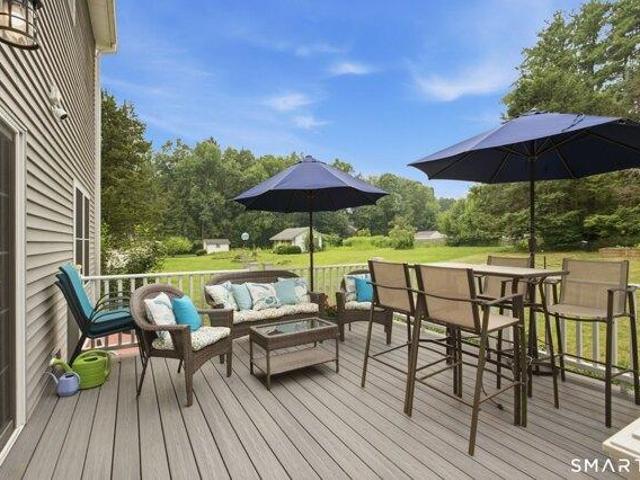 house with 5 bedroom, South Windsor CT ES104351819