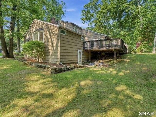 house with 5 bedroom, South Windsor CT ES104758851