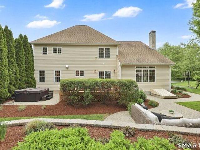house with 5 bedroom, South Windsor CT ES103163457