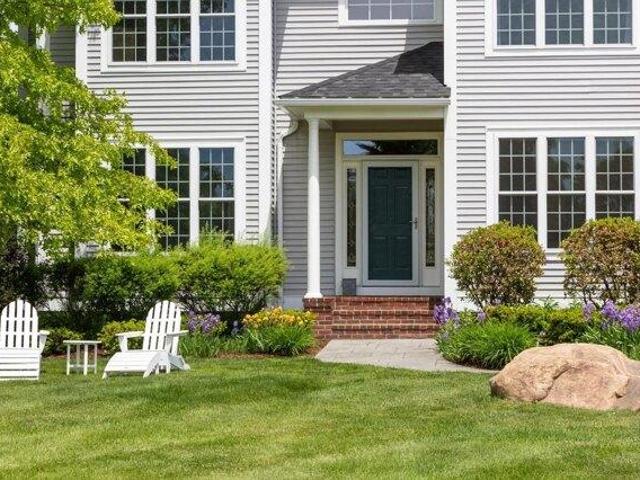 house with 5 bedroom, South Burlington VT DS104010781