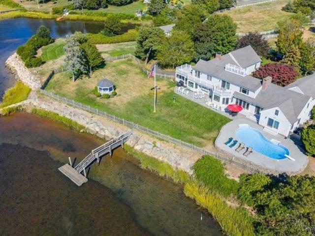 house with 5 bedroom, South Dennis MA ES103443437