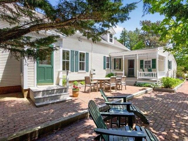 house with 5 bedroom, South Dennis MA ES104787787