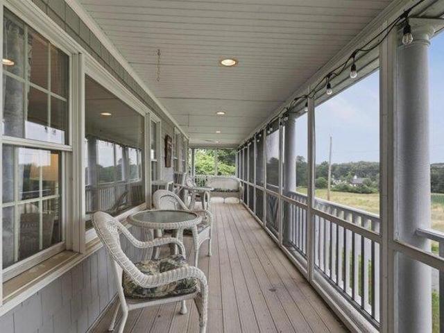 house with 5 bedroom, South Hampton NH DS104295950