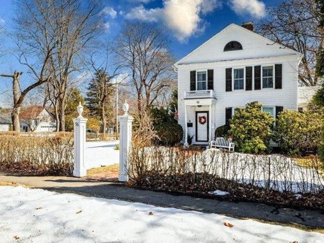 house with 5 bedroom, South Hadley MA DS101705626