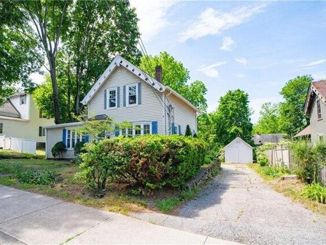 house with 5 bedroom, South Kingstown RI DS103807218