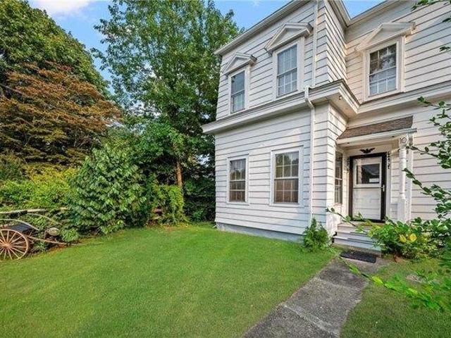 house with 5 bedroom, South Kingstown RI DS103188472
