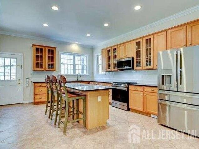 house with 5 bedroom, South Plainfield NJ ES104810509
