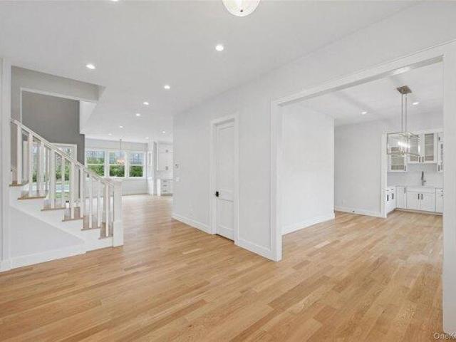 house with 5 bedroom, Southold NY ES103624027