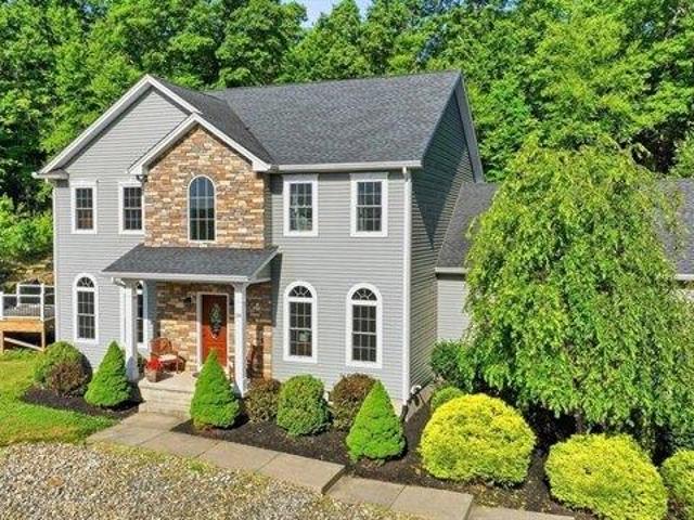 house with 5 bedroom, Southampton MA DS104238043