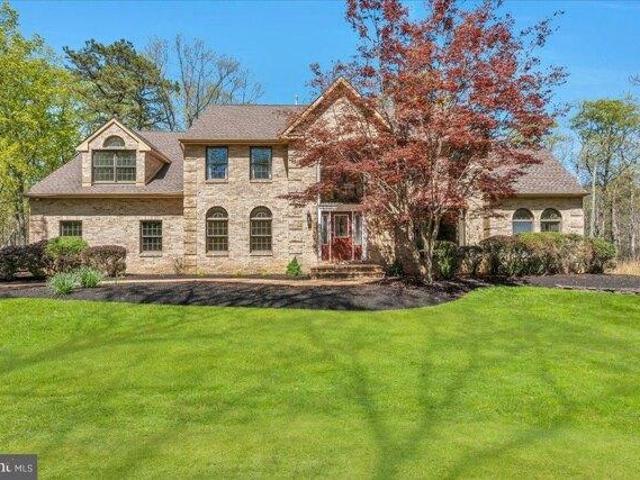 house with 5 bedroom, Southampton NJ DS102826608